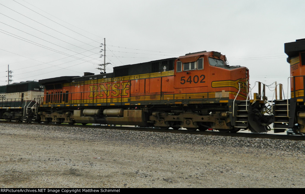 BNSF 5402